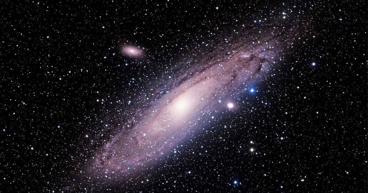 M31 Andromeda galaxy | Telescope Live